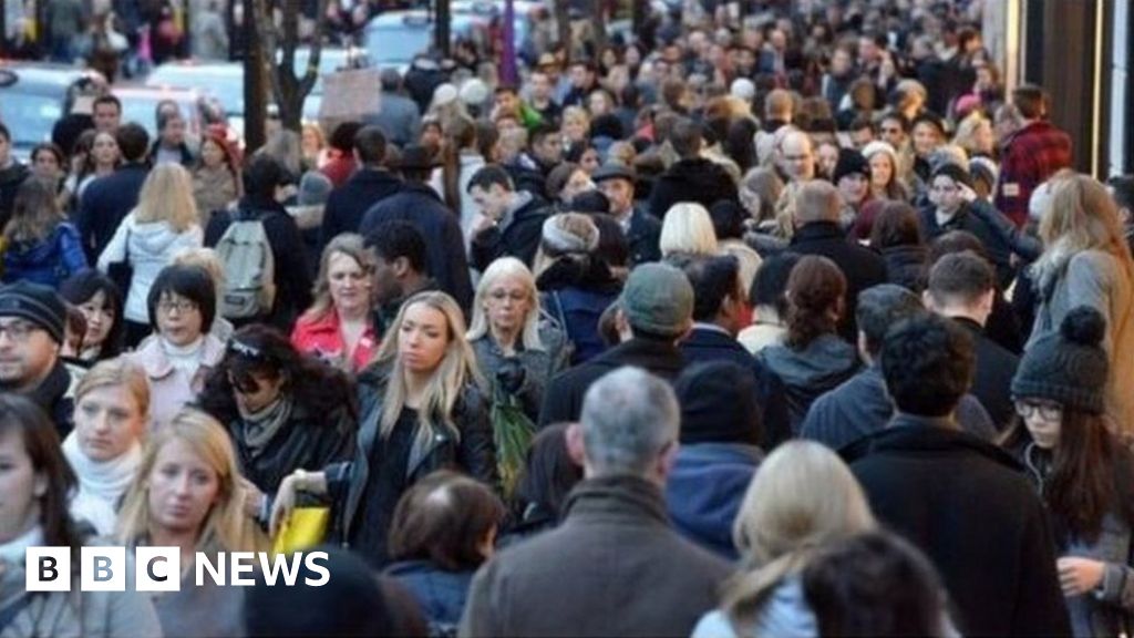 Scotland's population rises for ninth year in a row to record high