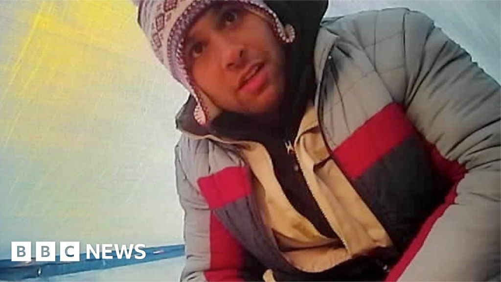 Footage shows people-smuggling plans over Channel crossing - BBC News