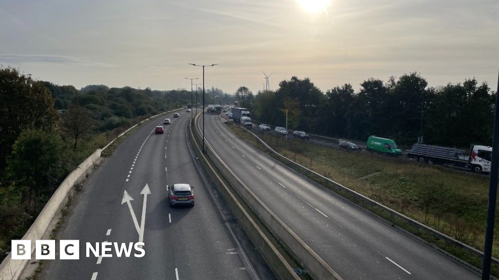 A52 Derby: Speed cameras lead to 20,000 fines in three years - BBC News