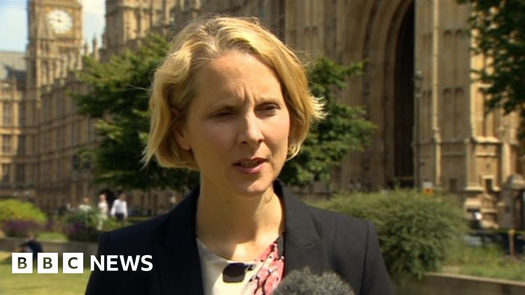 'Goodyear should rethink Wolverhampton tyre factory closure' - BBC News