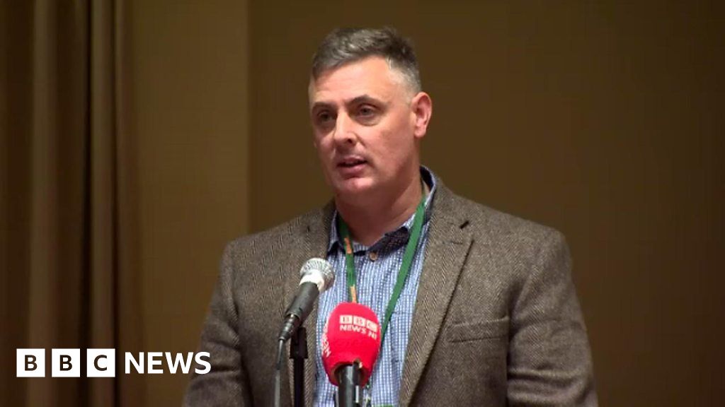 New dissident party Saoradh criticises Sinn Féin - BBC News