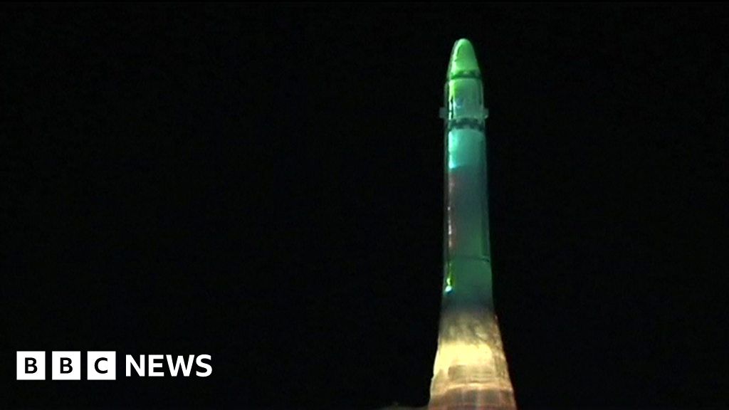 North Korea shows off icy replica of Hwasong-15 missile - BBC News