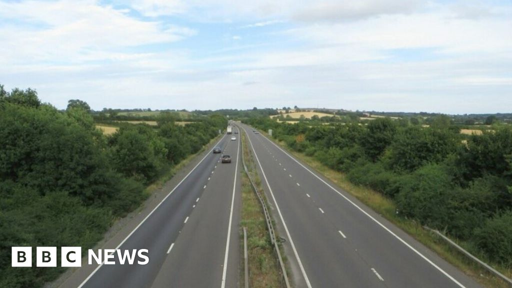 Police issue appeal over Northamptonshire A14 crash - BBC News