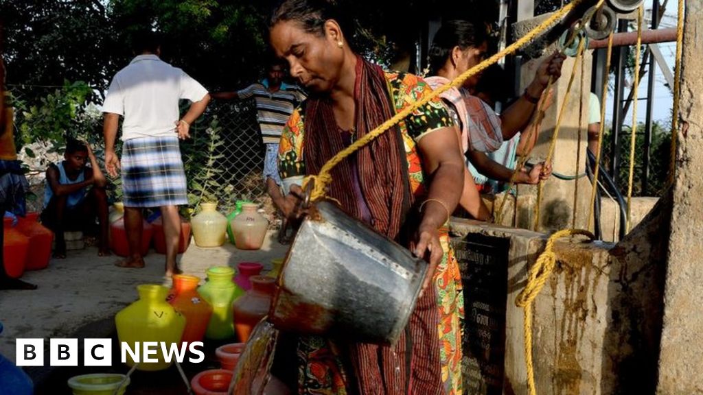 Extreme weather grabs global media headlines