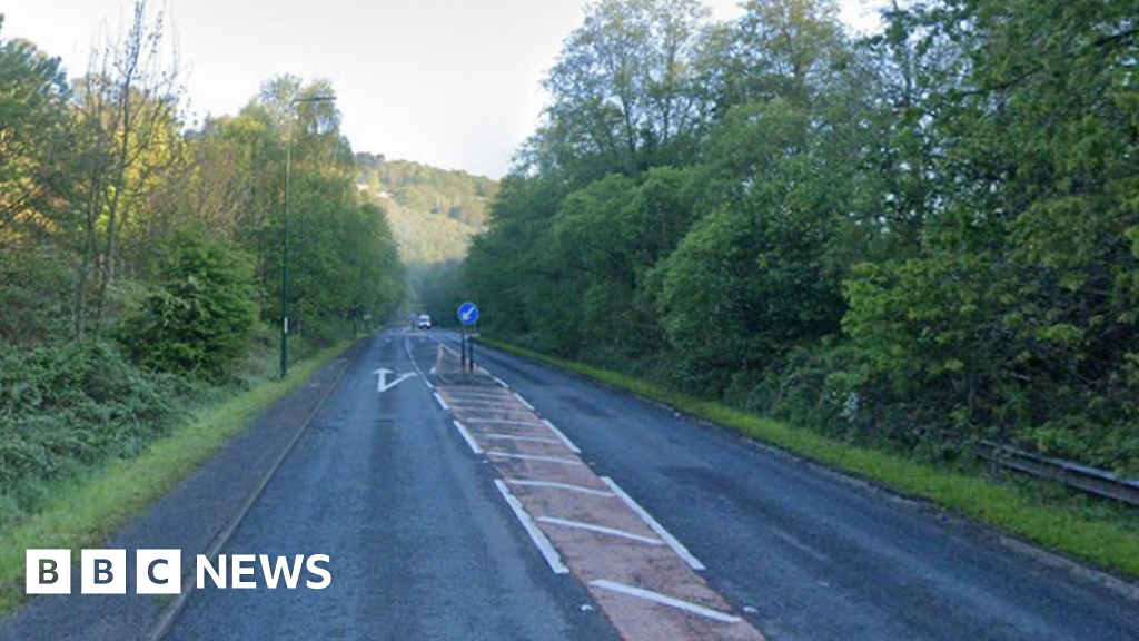 A467: Newport woman dies after three-vehicle crash