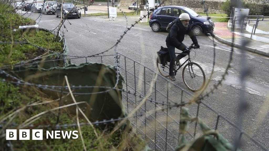 Cyprus talks: Could there be an end to decades of division? - BBC News