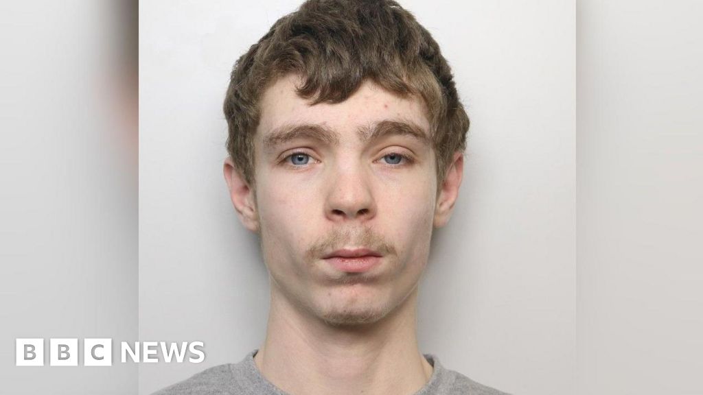 Keighley: Aiden Whittingham jailed for child sex offences - BBC News