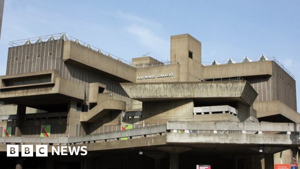 The tour that gives access to all areas of a Brutalist icon - BBC News