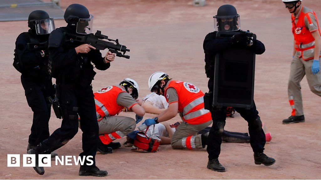 Training for Euro 2016 terror - BBC News