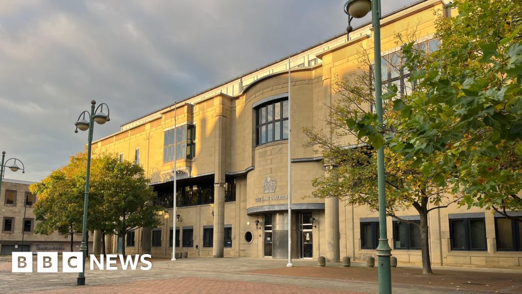 PCSO accused of sex assaults says incidents 'did not happen'