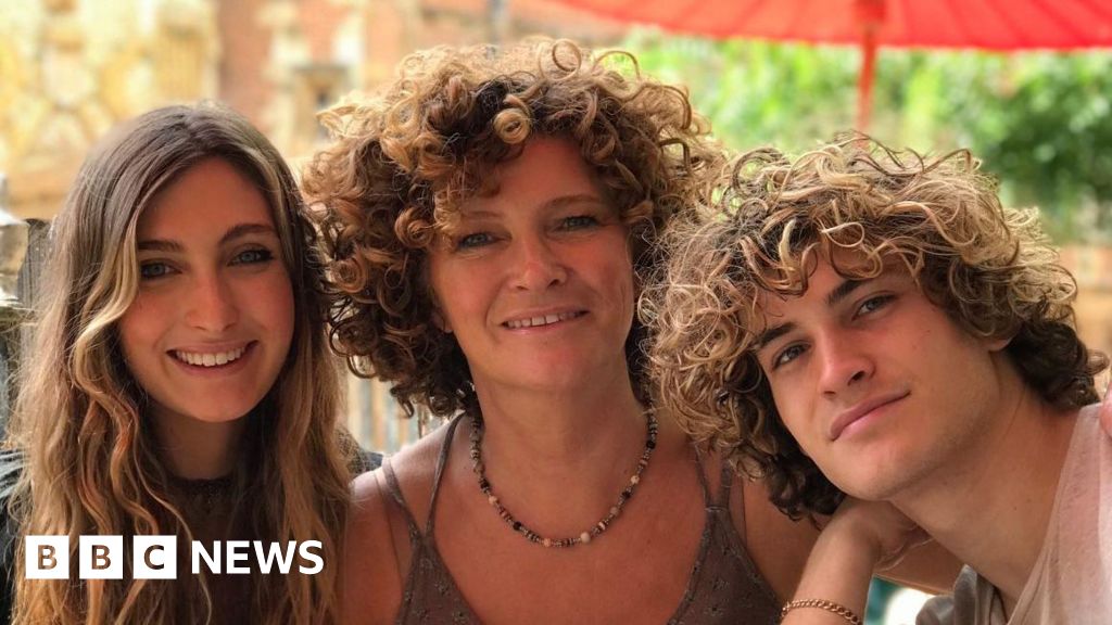 Hit Send: Game inspired by mum's friends who didn't believe house fire ...