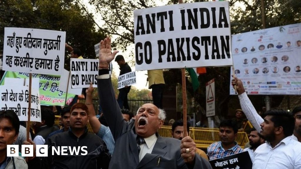 Viewpoint: India's tortured debate on nationalism and free speech - BBC ...