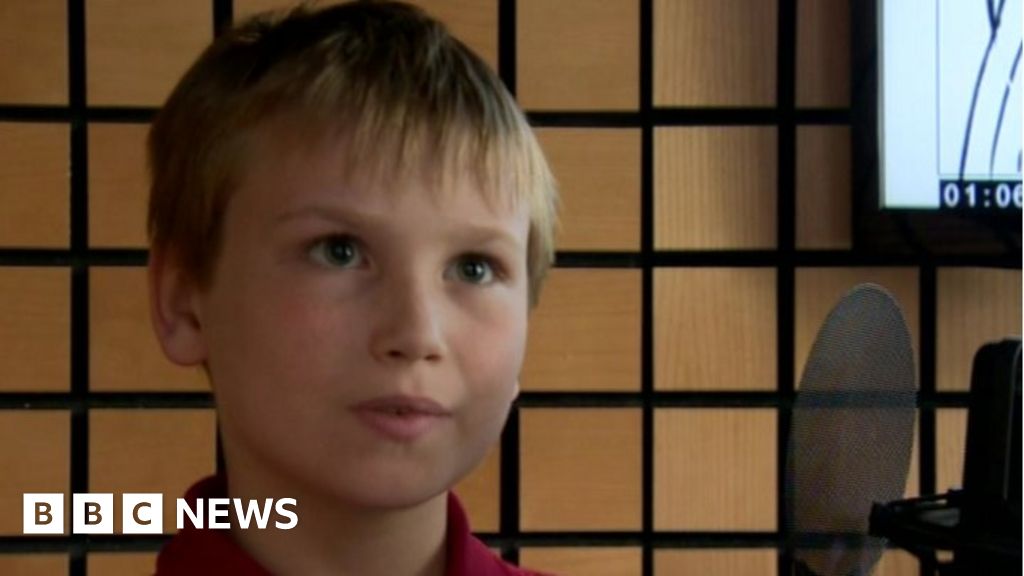 Holywood produced series features autistic cast - BBC News