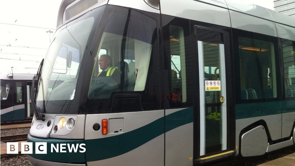 Nottingham trams disrupted for second day as track work begins