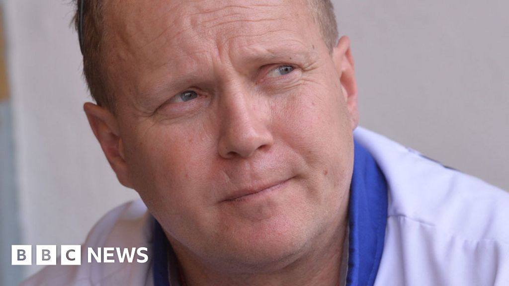 Paul Shoesmith inquest: Burst tyre led to high-speed crash, court told ...