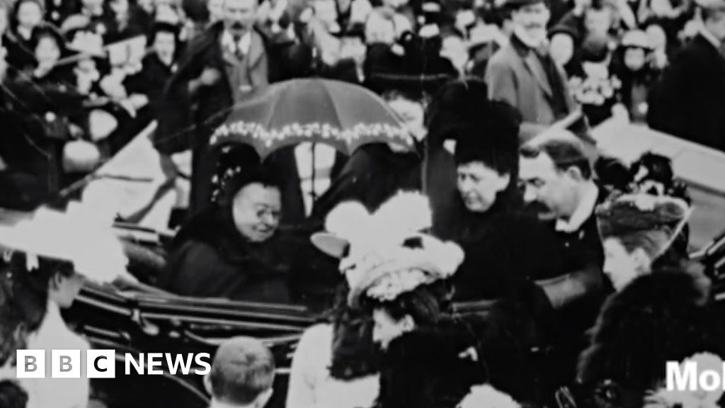 Queen Victoria as you've never seen her before - BBC News