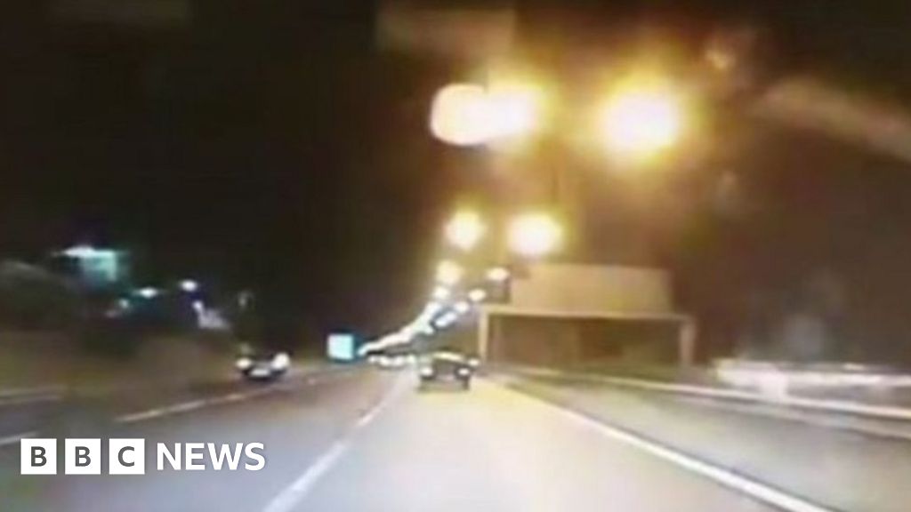 M60 driver caught doing 136mph in Greater Manchester - BBC News