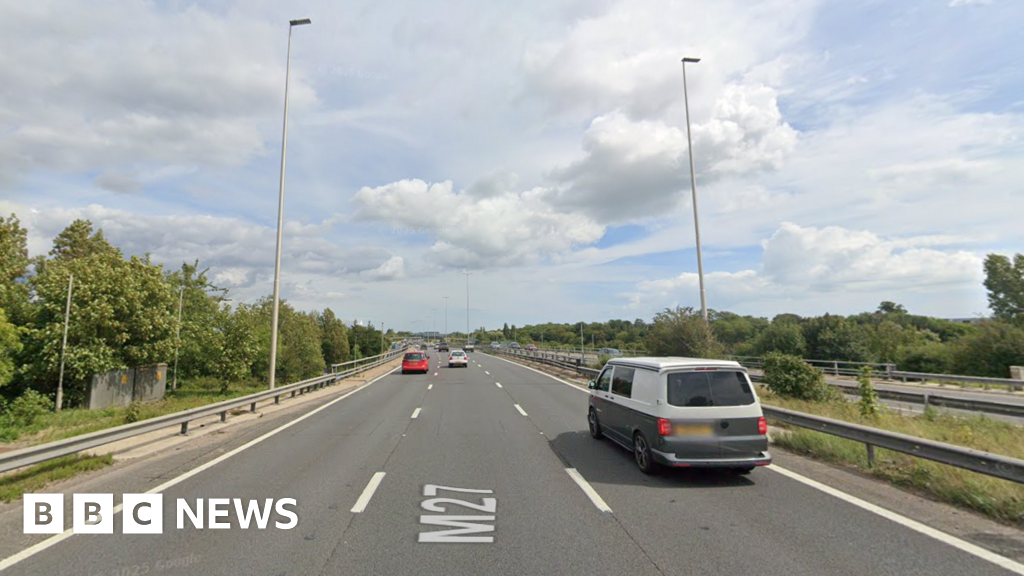 Drivers warned of partial weekend M27 closure in Portsmouth