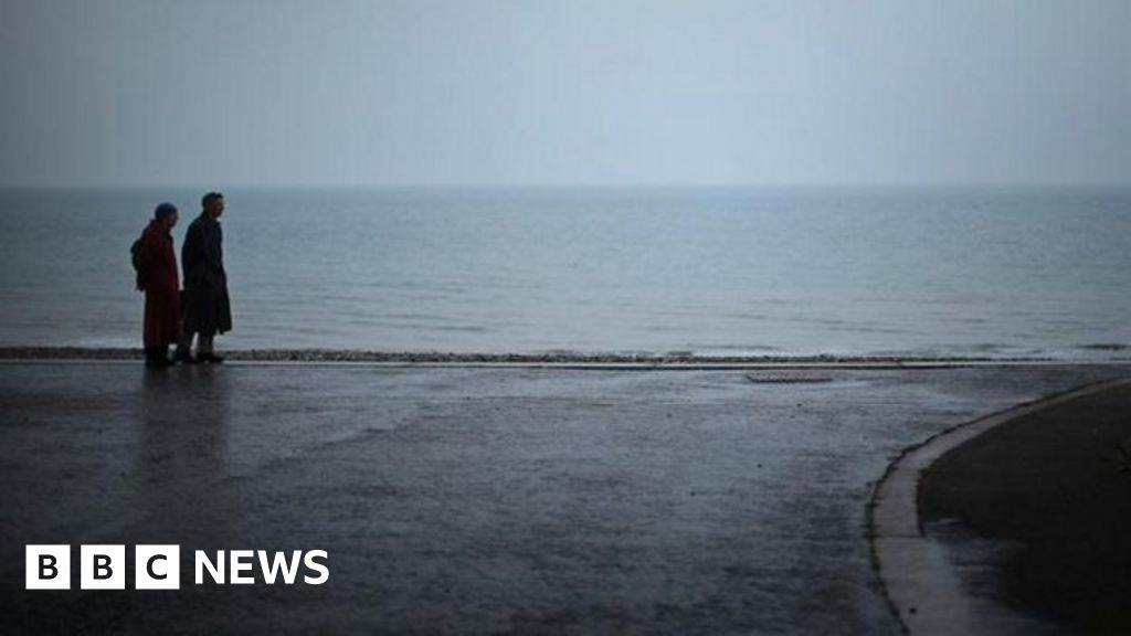 Why are coastal schools at such a low ebb? - BBC News