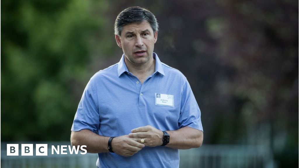 Twitter's Anthony Noto leaves to join SoFi - BBC News
