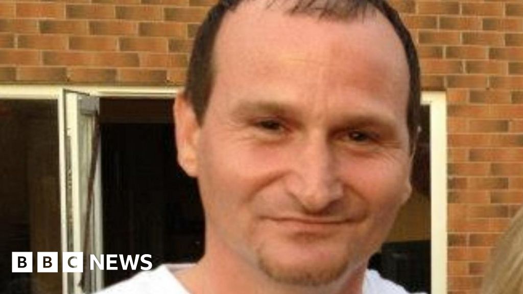 Morley man killed in Tingley Common bin lorry crash named - BBC News