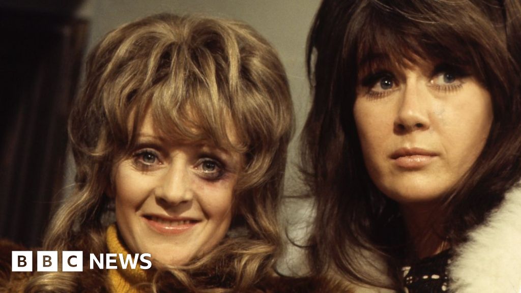The Liver Birds return in Liverpool stage musical