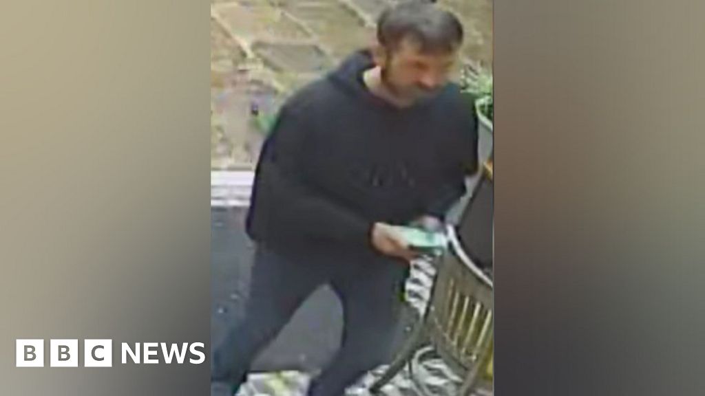 CCTV released in York drink-spiking investigation - BBC News