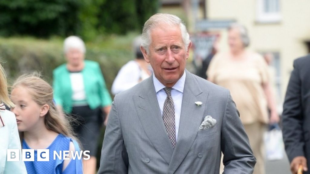 Prince Charles starts Wales summer tour in Myddfai - BBC News