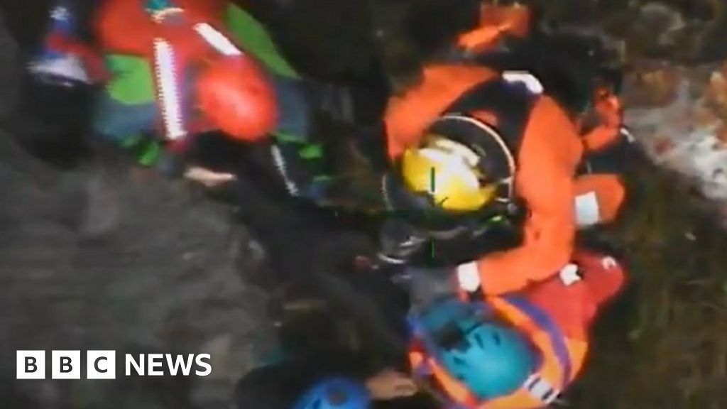 Injured kayaker rescued in white-water conditions