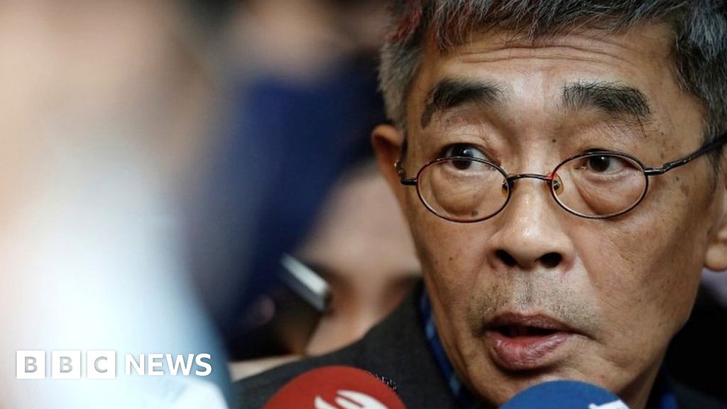 Lam Wing-kee: HK bookseller who defied China opens shop in Taiwan - BBC ...