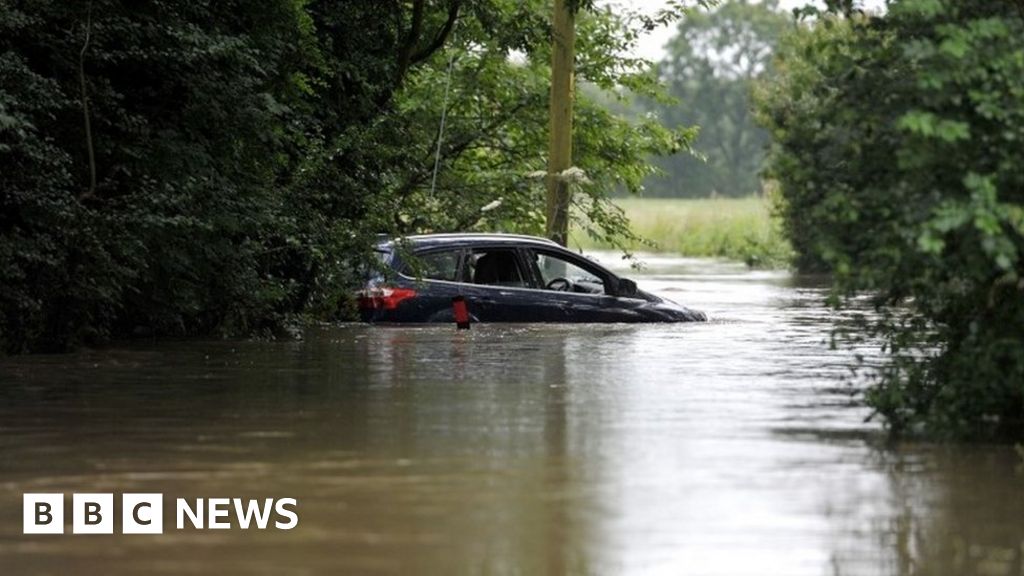 Traffic disruption set to ease and skies to clear after heavy rain ...