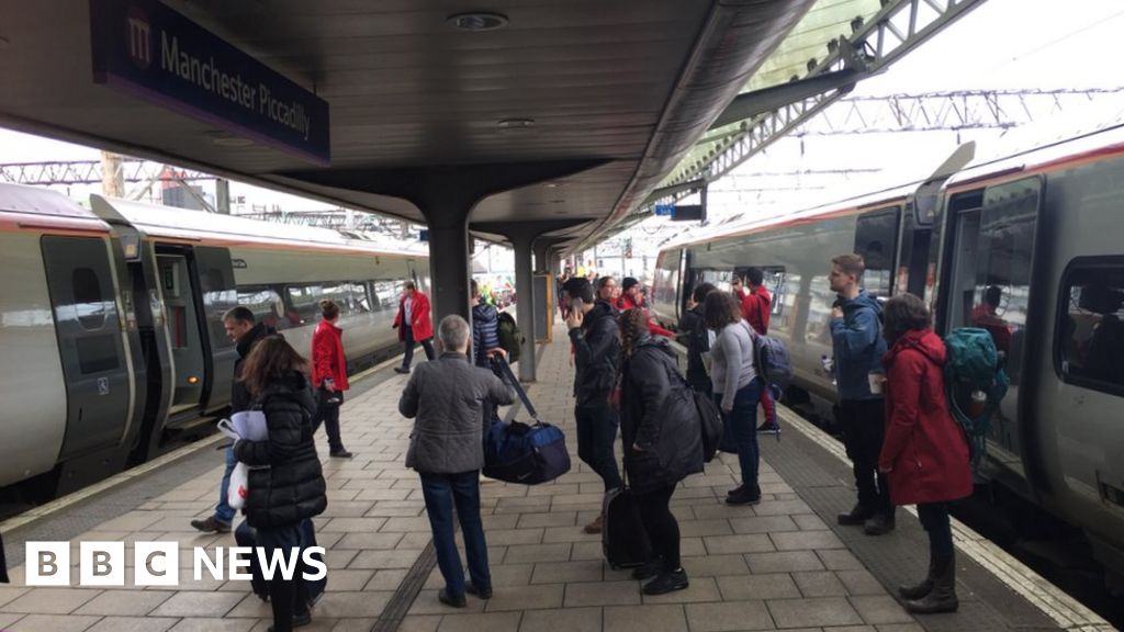 Greater Manchester mayor's bid to take control of railway stations ...