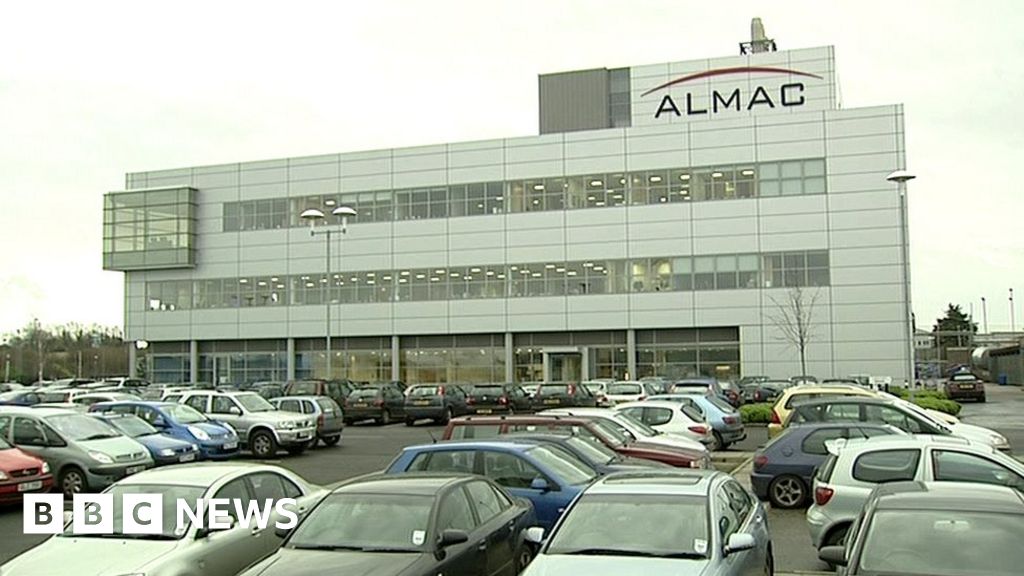 Drugs firm Almac may shift NI work to Republic - BBC News