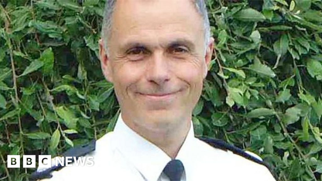 Cleveland Police appoints Iain Spittal as temporary chief - BBC News