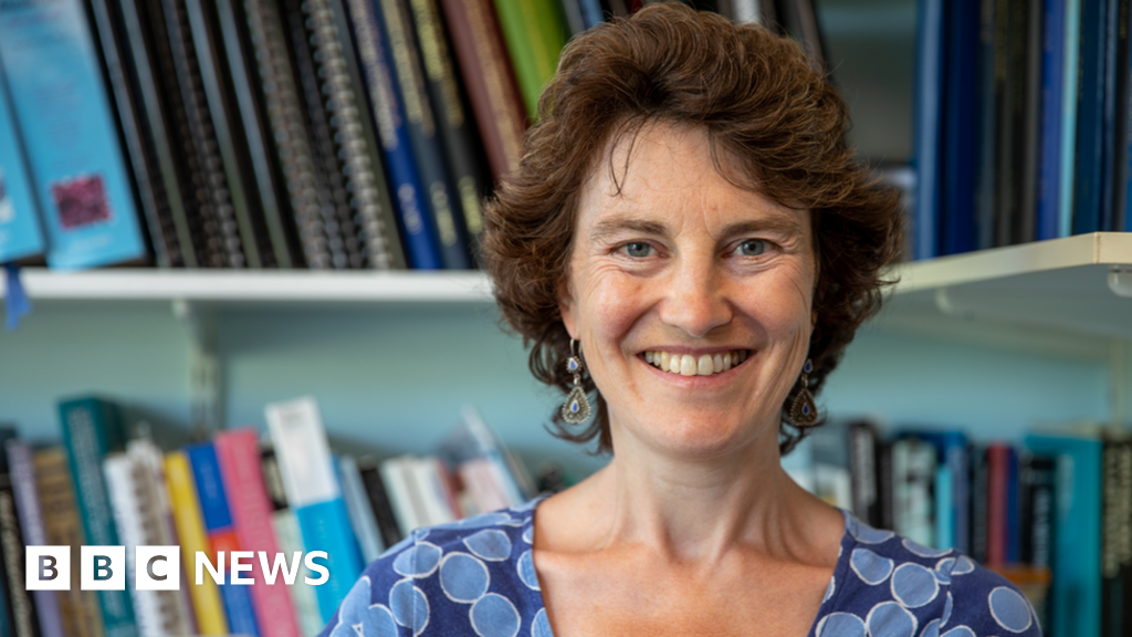 Orla Moore - Journalist Profile - Intelligent Relations