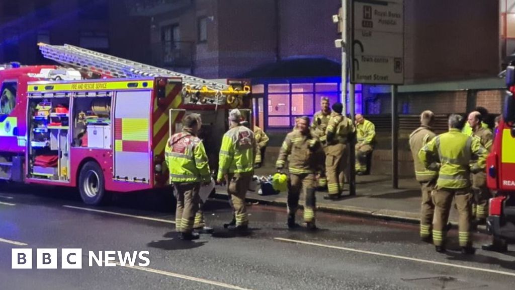 Reading flats fire: Residents evacuated after suspected arson attack ...