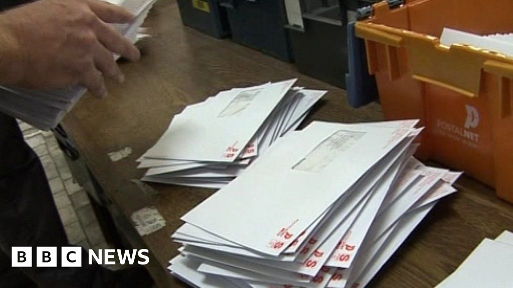 Transfer test: P7 pupils find out results of entrance exams - BBC News