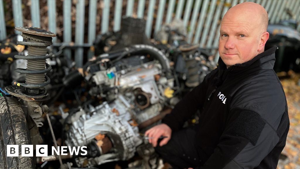 Car thefts by criminal gangs rising, Essex Police says