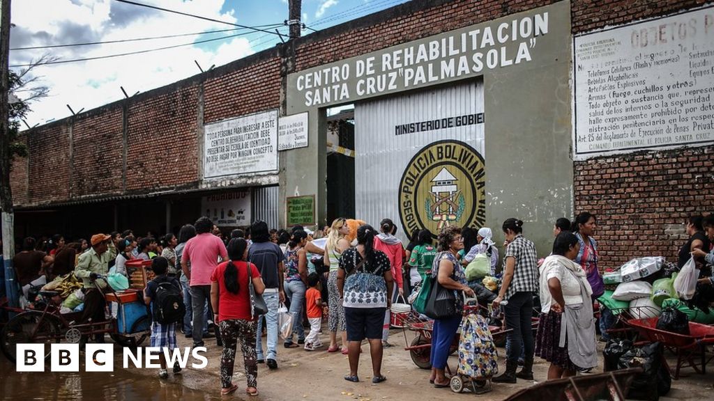 Bolivia police storm notorious jail, killing seven inmates