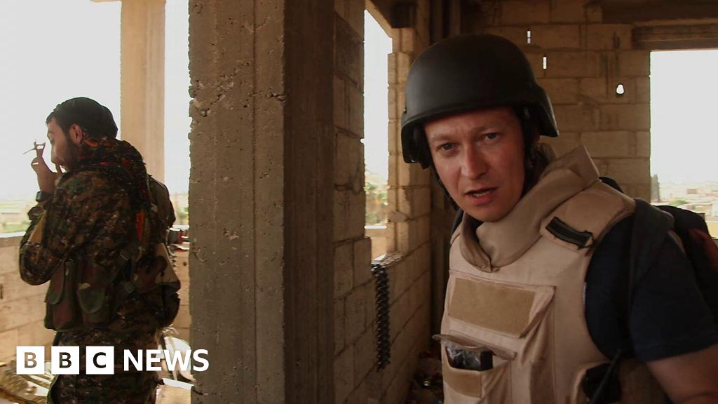 Syria crisis: Inside Islamic State's 'capital' Raqqa - BBC News