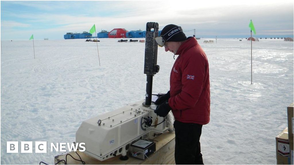 UK Antarctic base restores ozone monitoring - BBC News
