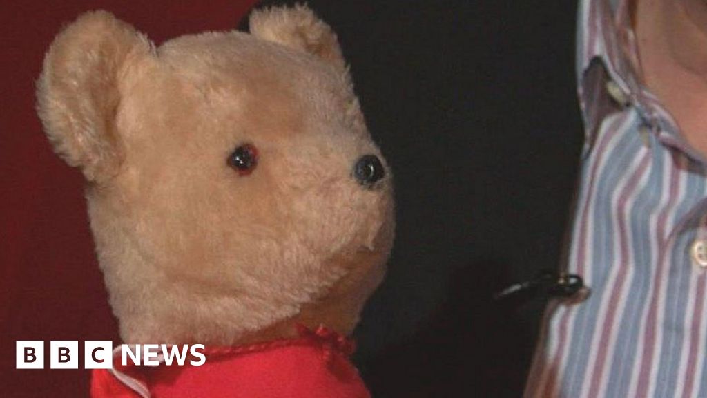 New SuperTed cartoon series being written - BBC News