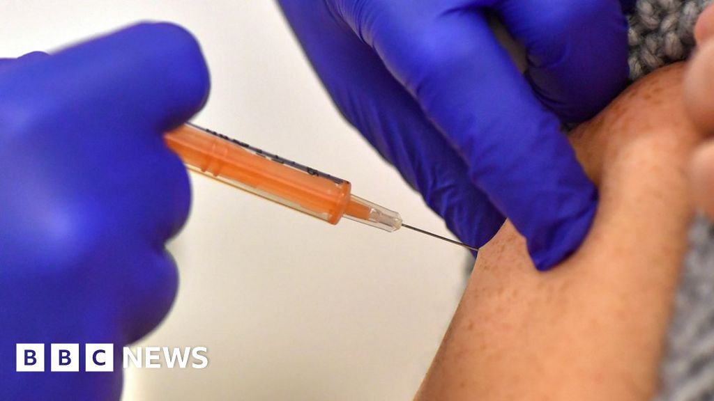 Covid: 'Concerning' rise in older people catching virus