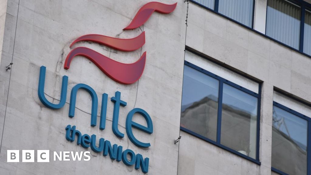 Unite union hands hotel contract probe to police
