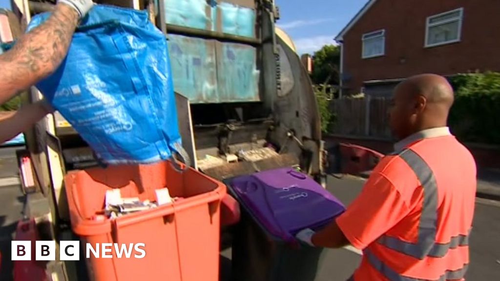 Most English local authorities 'plan to raise council tax' - BBC News