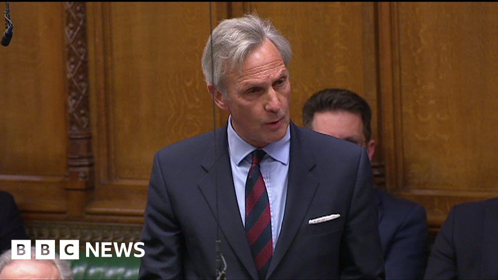Conservative MP Richard Drax apologises for voting for PM's Brexit deal ...