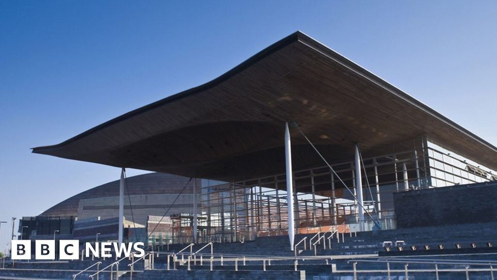 How Welsh devolution has evolved over two decades - BBC News