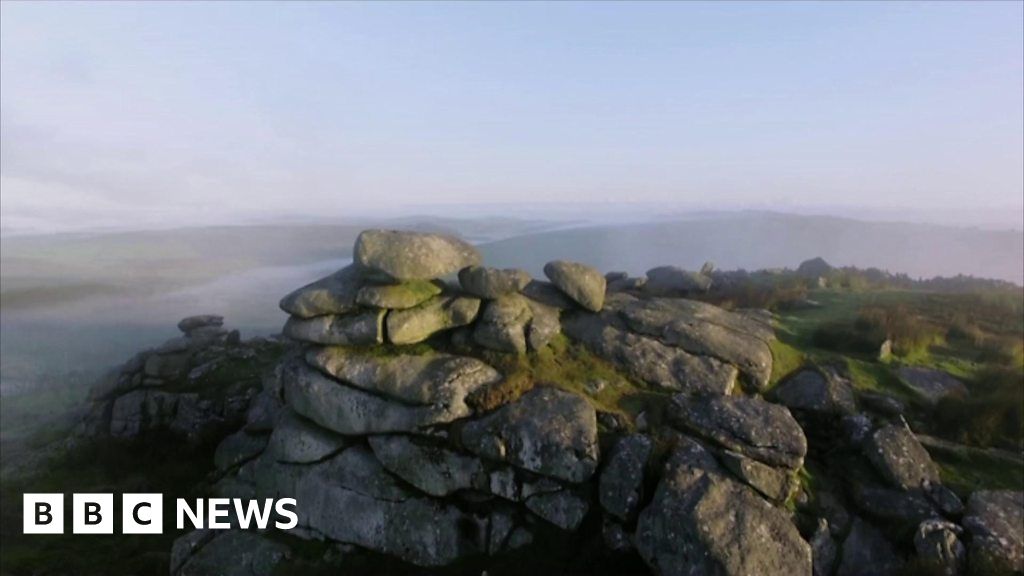 Stowe's Pound stone stackers 'damaging' ancient site