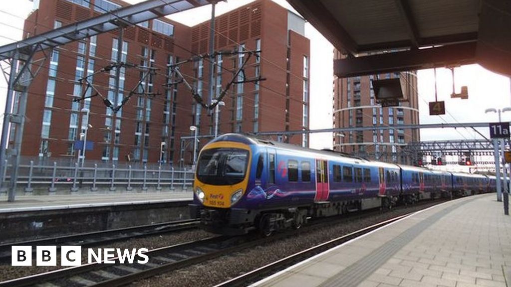 TransPennine railway line 'to be controlled digitally' - BBC News