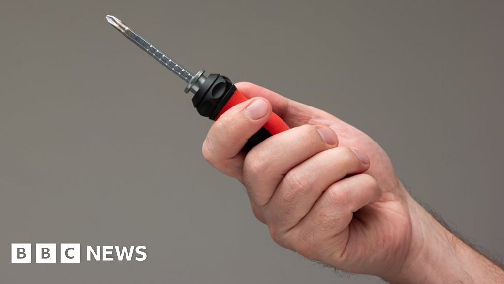 Belfast: Woman denied bail over alleged screwdriver attack - BBC News